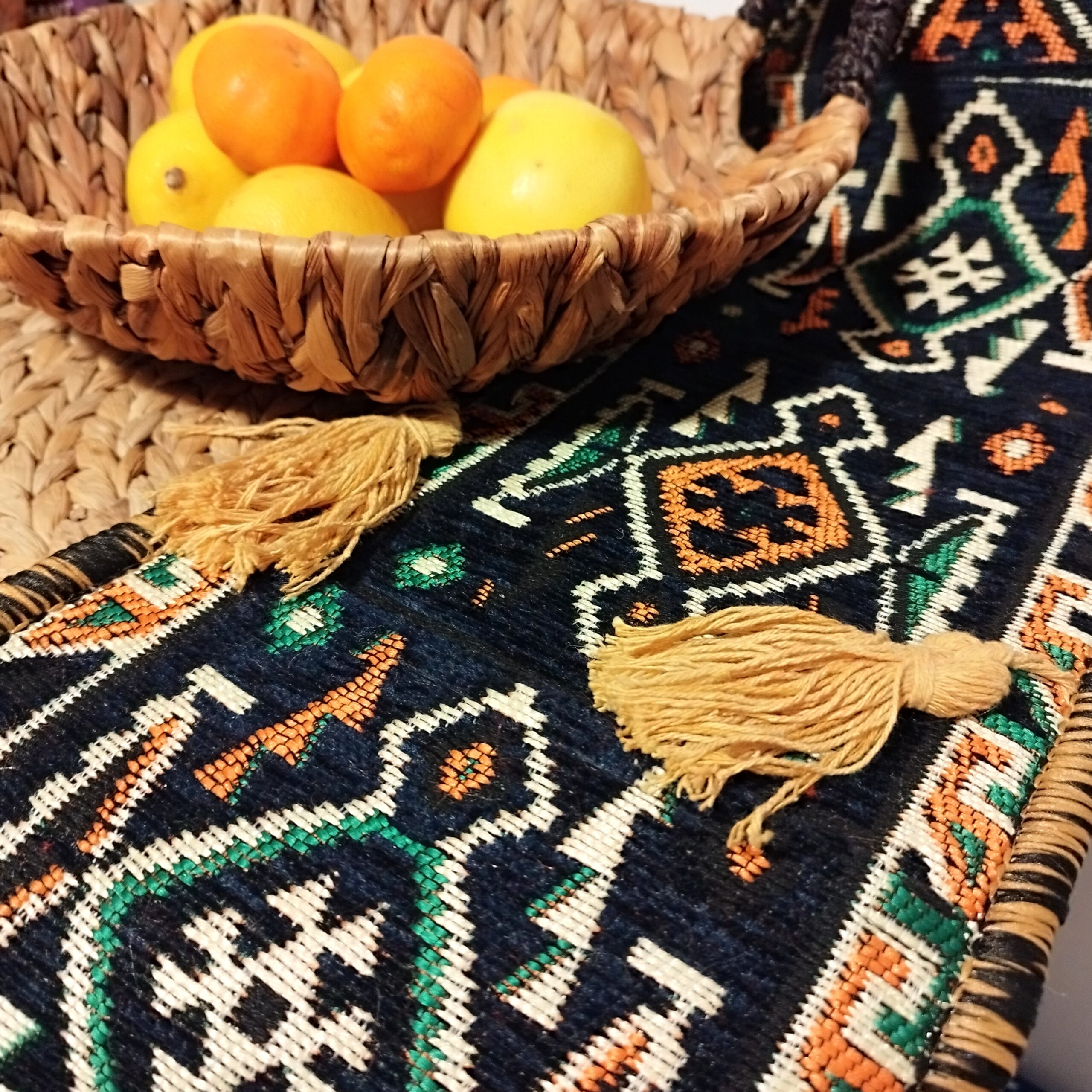 Obiect decorativ, cu 3 buzunare, model traditional Bleumarin TR06 ...