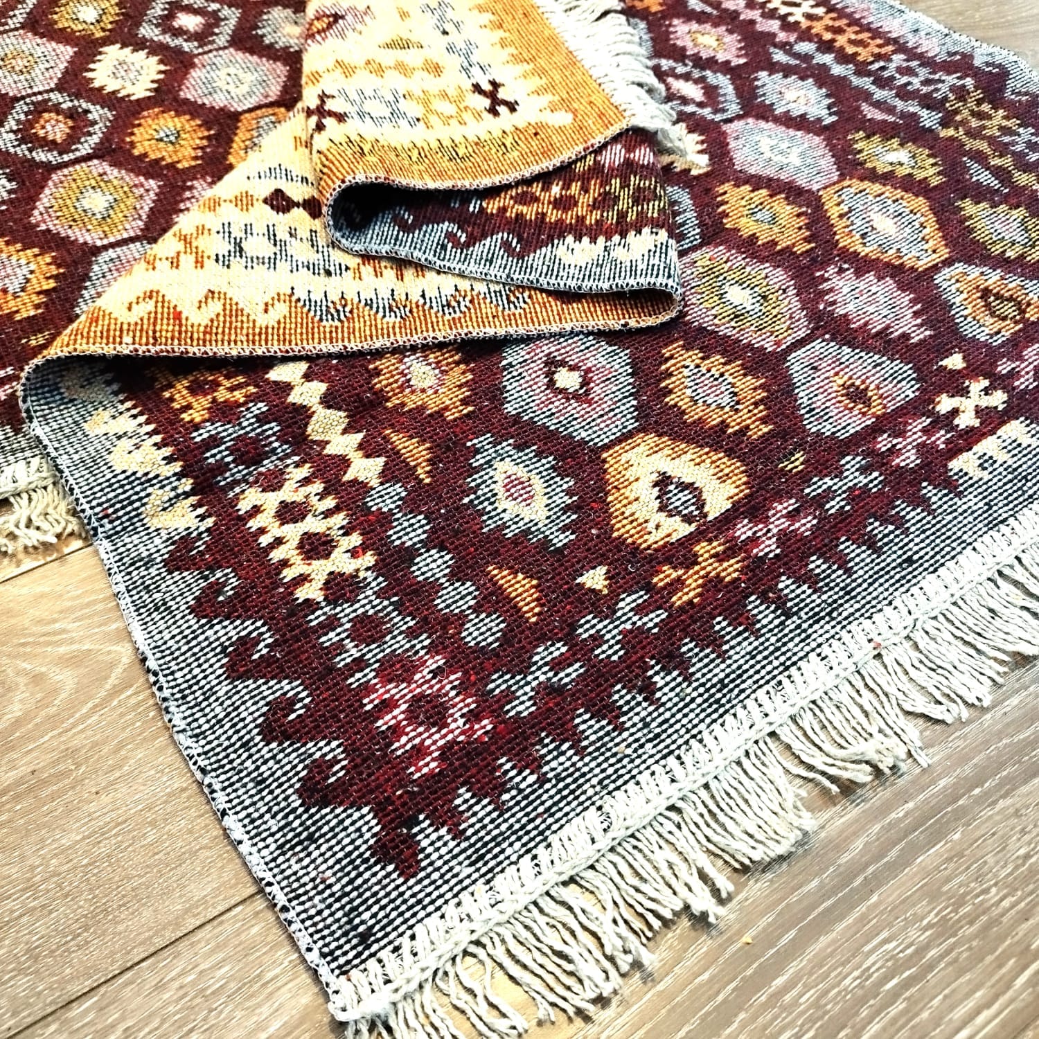 Covor traditional, dimensiunea 140x210cm, maro si crem, model Rustic ...